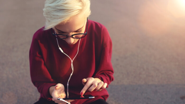 How Speech Communication Devices Can Foster Acceptance and Respect ...