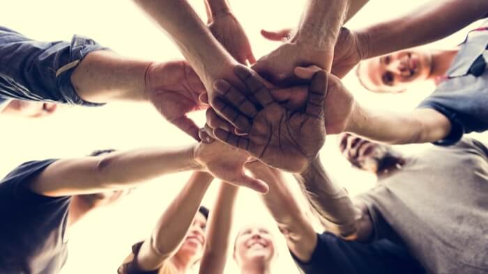 7 Lessons of CSR Leadership - Giving Compass