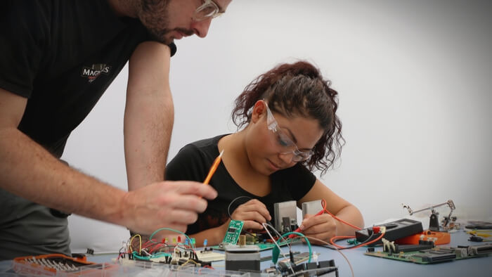 Building Transferable Skills: Design Tech High at Oracle Campus ...