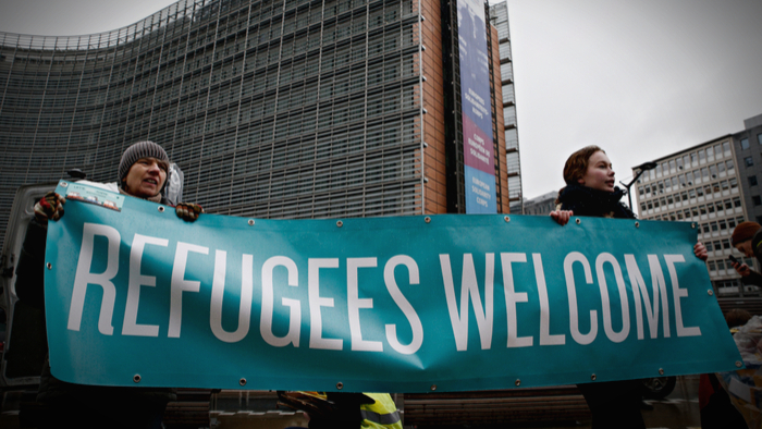 This Program Pairs Students with Refugees Around the World - Giving Compass