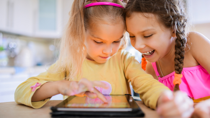 Augmented Reality in Kindergarten? - Giving Compass