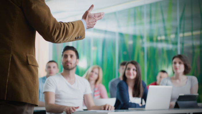 How Principals Can Help Their Educators Be More Effective - Giving Compass