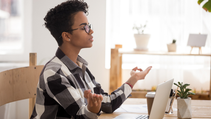 Study Links Screen Time and Pandemic Mental Health Risks at College ...