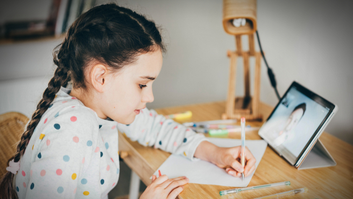 Three Ways Virtual Learning Helps Students Engage - Giving Compass