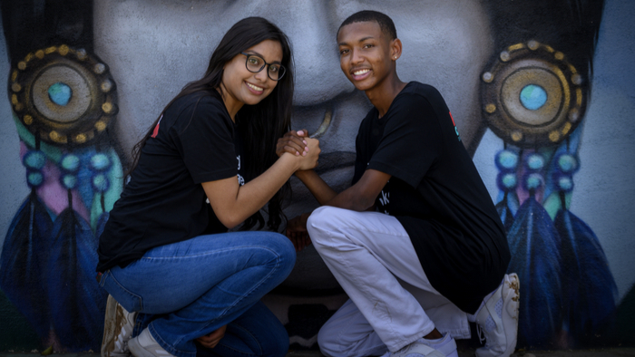 99Rootz [Photo Series] - Giving Compass