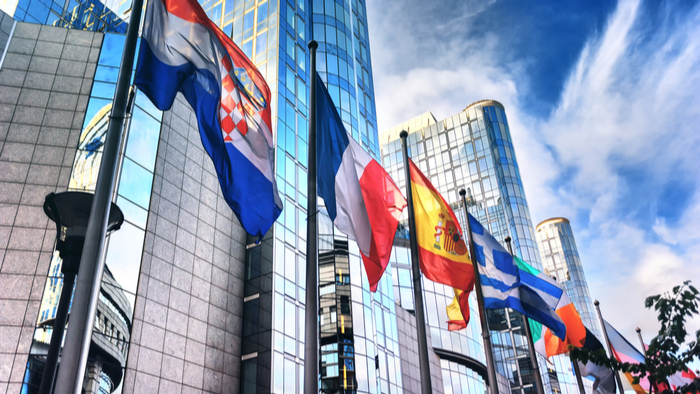 Encouraging Innovations for the Public Good in Europe - Giving Compass