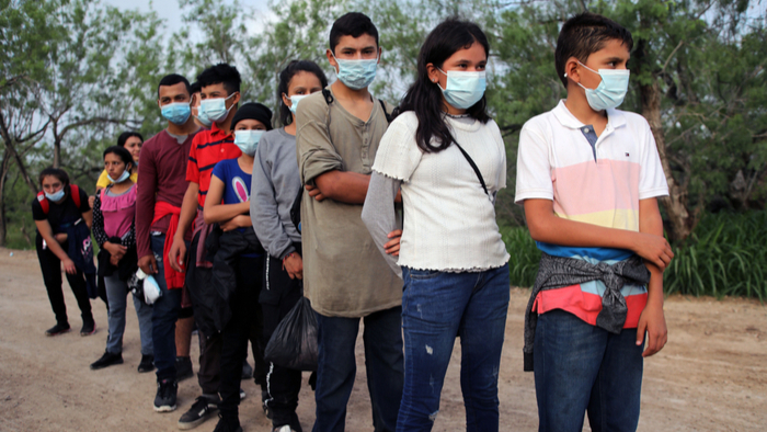 How Communities Can Support Unaccompanied Children [Audio] - Giving Compass