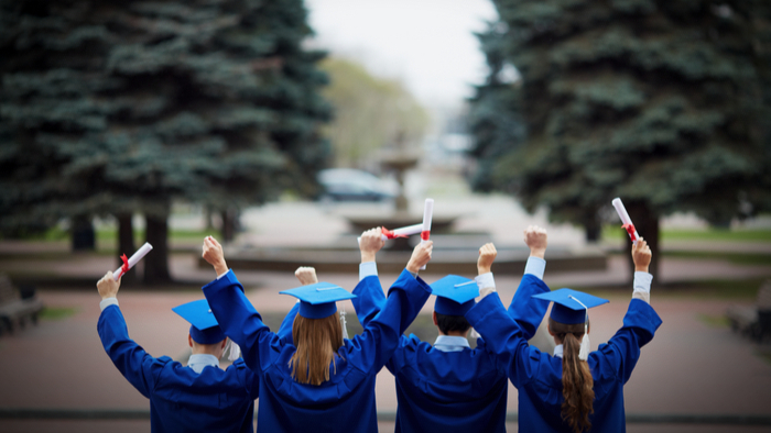 Helping College Adult Learners Reach Graduation - Giving Compass