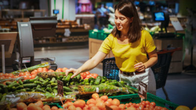 How Grocery Stores Can Play a Role in Nutritional Eating - Giving Compass